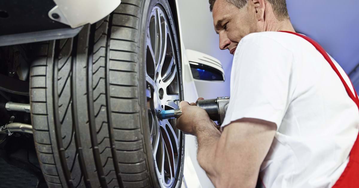 Hoe moet ik een platte band repareren? | Q Team | Q Team